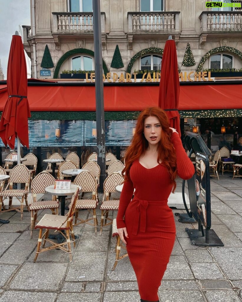Actress Emily Ashby HD Instagram Photos and Wallpapers March 2024 ...