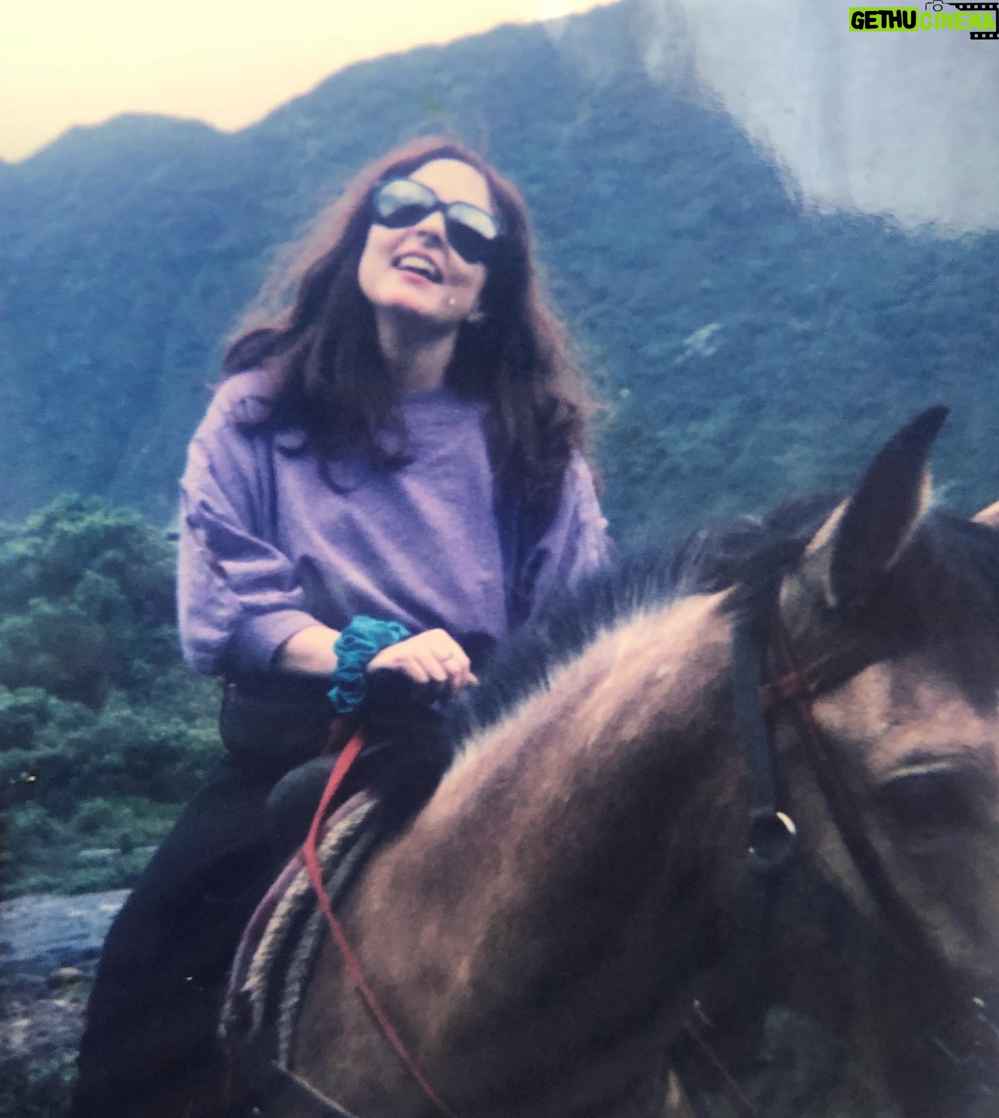 Fiona Dourif Instagram – Here are 50 million pictures of my mom Joni ...