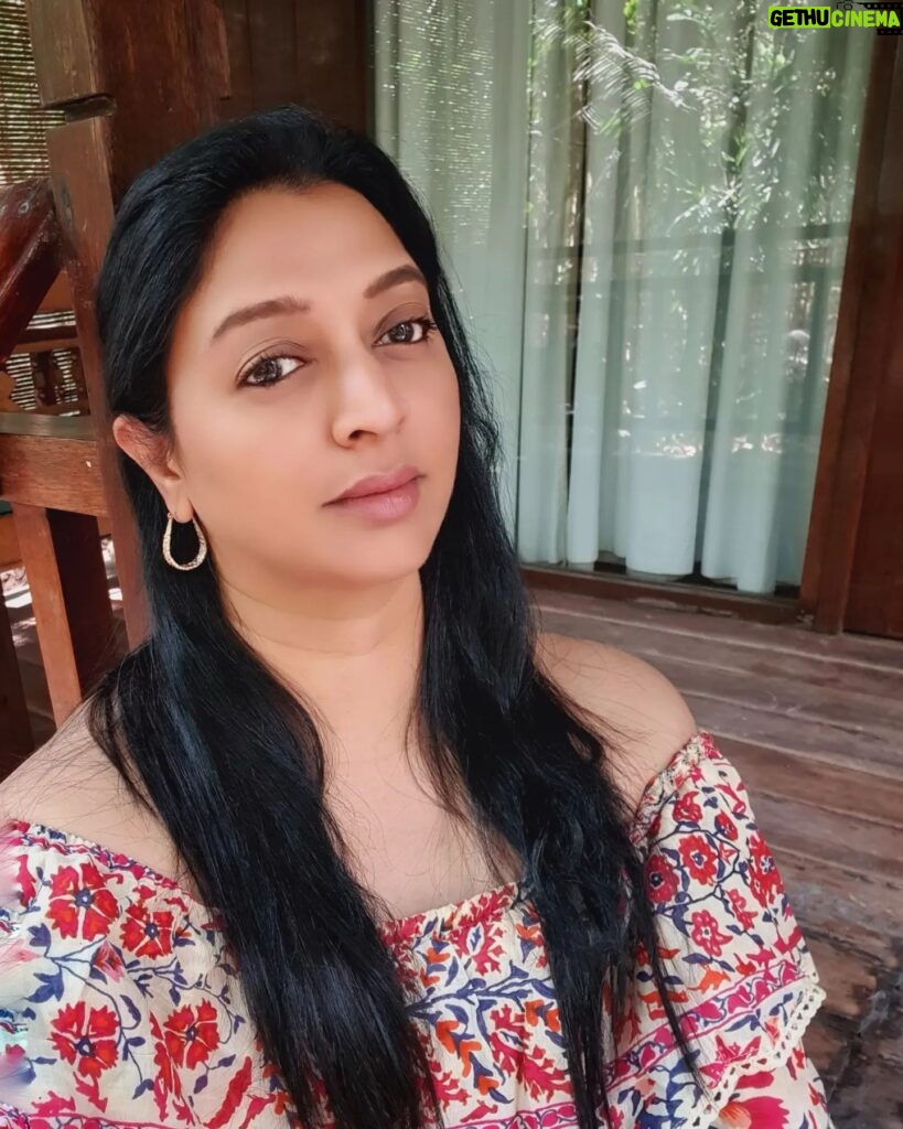 Actress Gayatri Jayaraman HD Instagram Photos and Wallpapers June 2024 ...