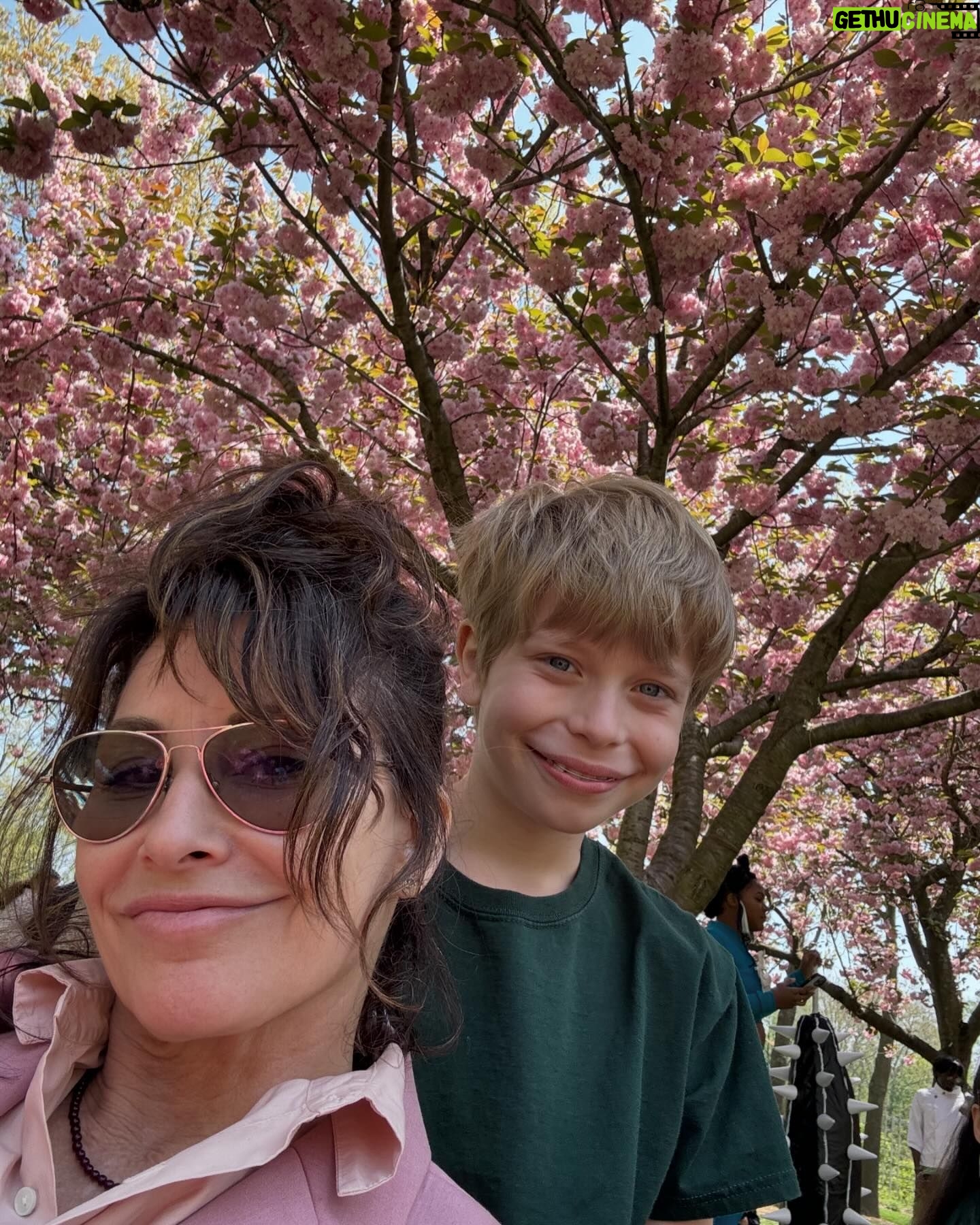 Gina Gershon Instagram – Cherry blossoms, friends and Godkids. #sunday ...
