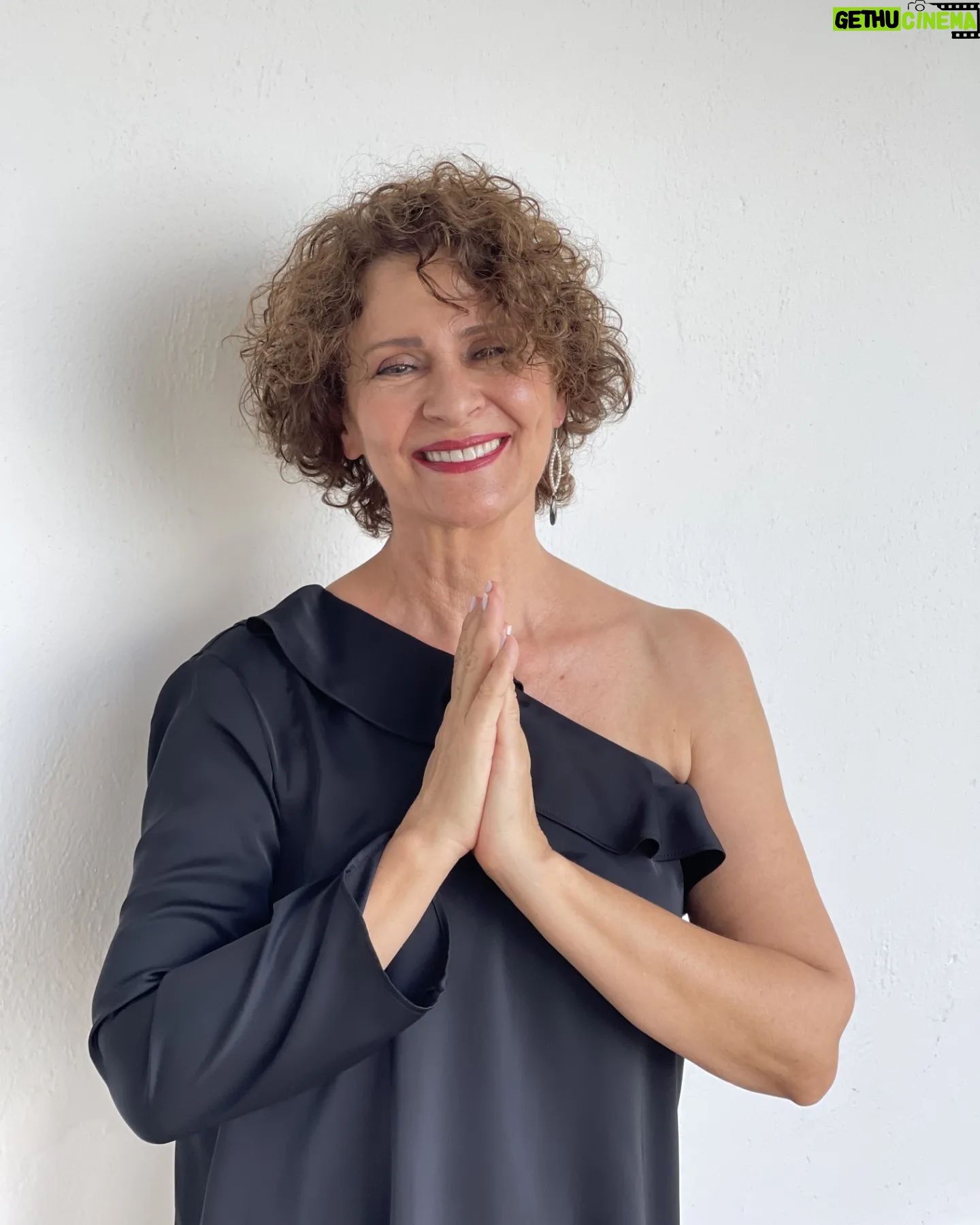 Actress Gonca Cilasun HD Photos and Wallpapers October 2022 | Gethu Cinema