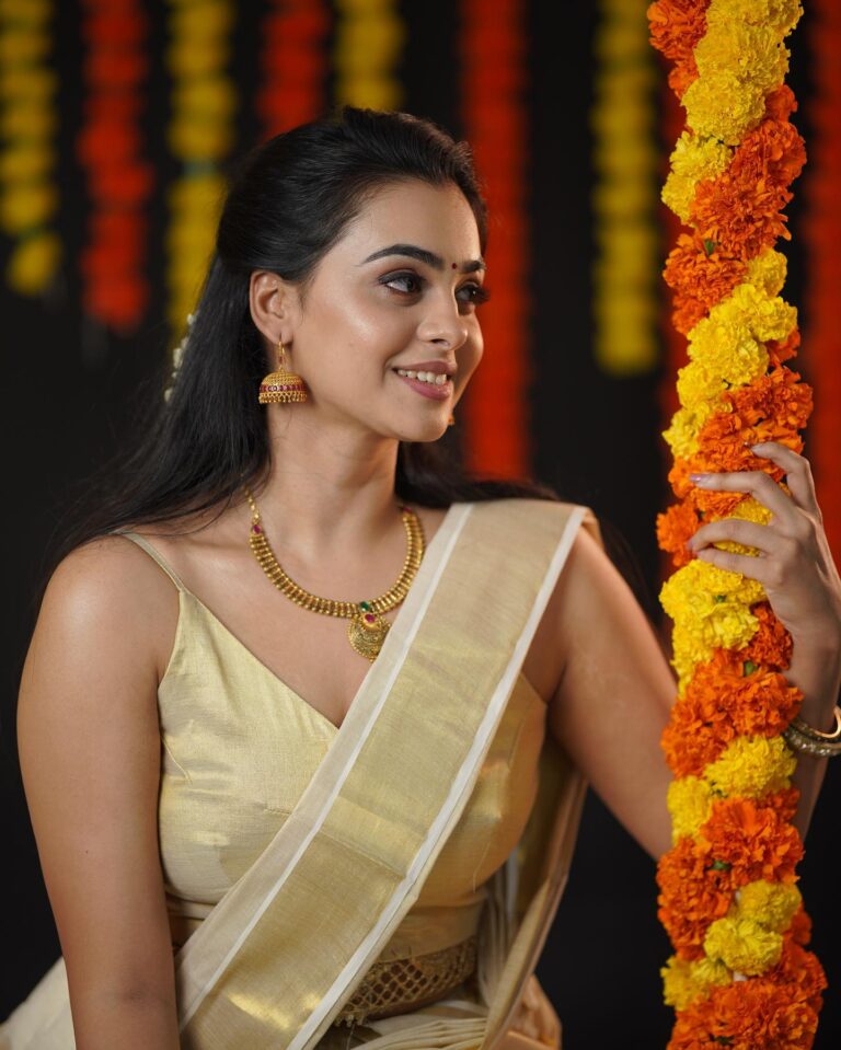 The Most Popular Instagram Photos of Gopika Udayan: Top 10