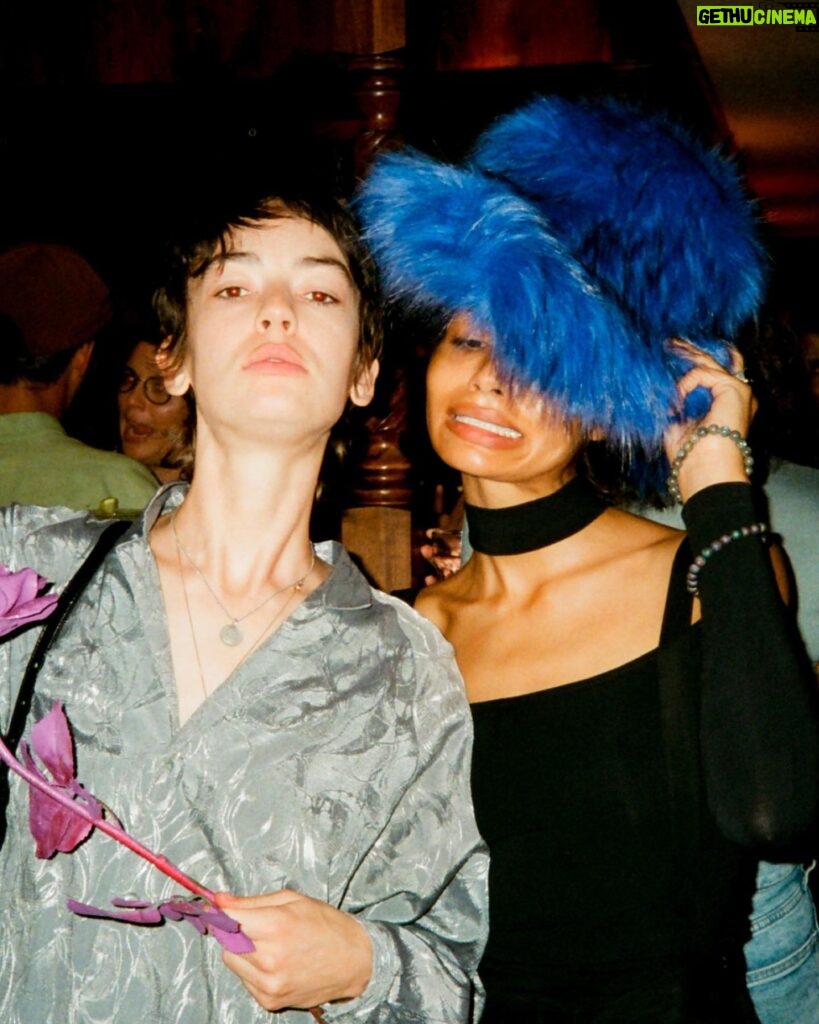 Actress Helena Howard HD Instagram Photos and Wallpapers September 2022 ...