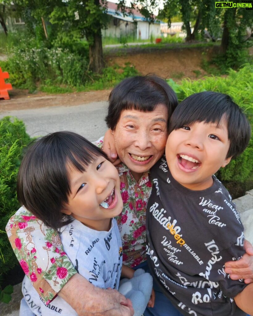 Actress Hong Ji-min HD Instagram Photos and Wallpapers June 2024 ...