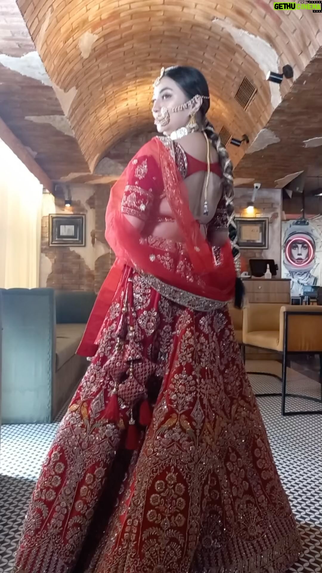 Ira Sone Instagram – Smile big, laugh often 💖 . . . . . Team- @splendid ...