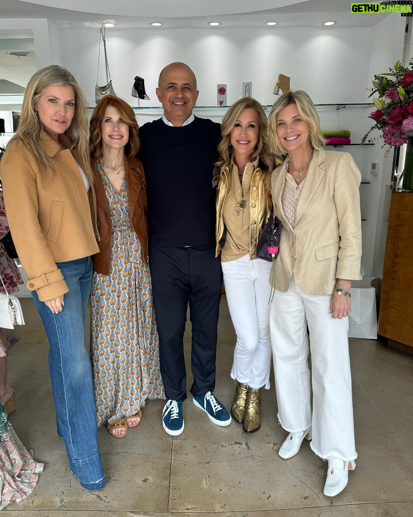 Actress Janet Gunn HD Instagram Photos and Wallpapers June 2024 | Gethu ...