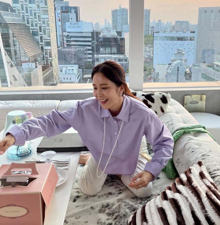 Double Tap Frenzy: Jang Ga-hyun's Top 10 Instagram Pics