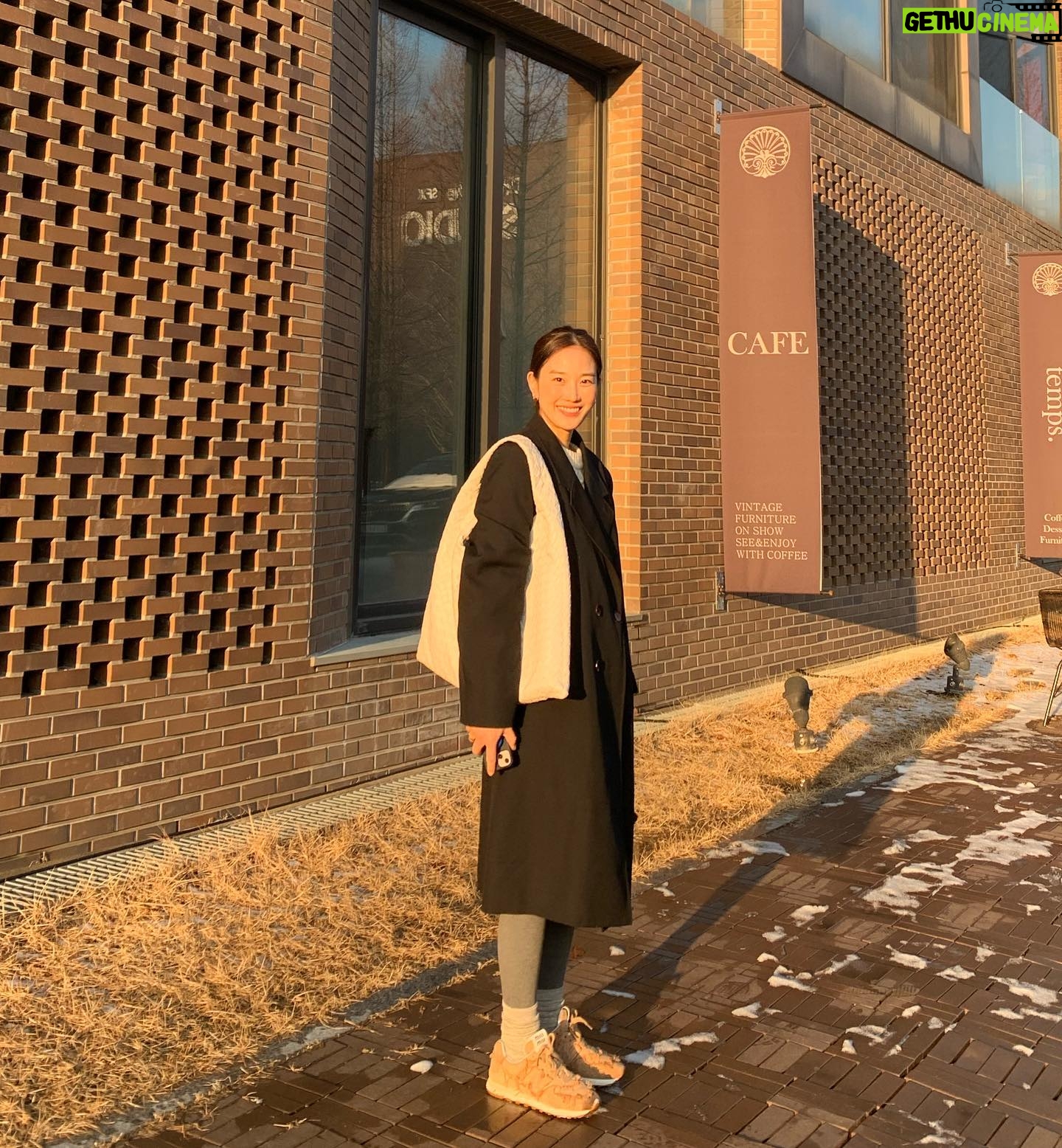 Actress Jang Hui-ryeong HD Instagram Photos and Wallpapers February ...