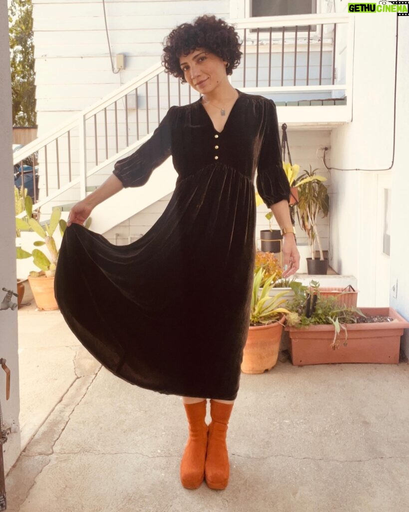 Actress Jasika Nicole HD Instagram Photos and Wallpapers April 2024 ...