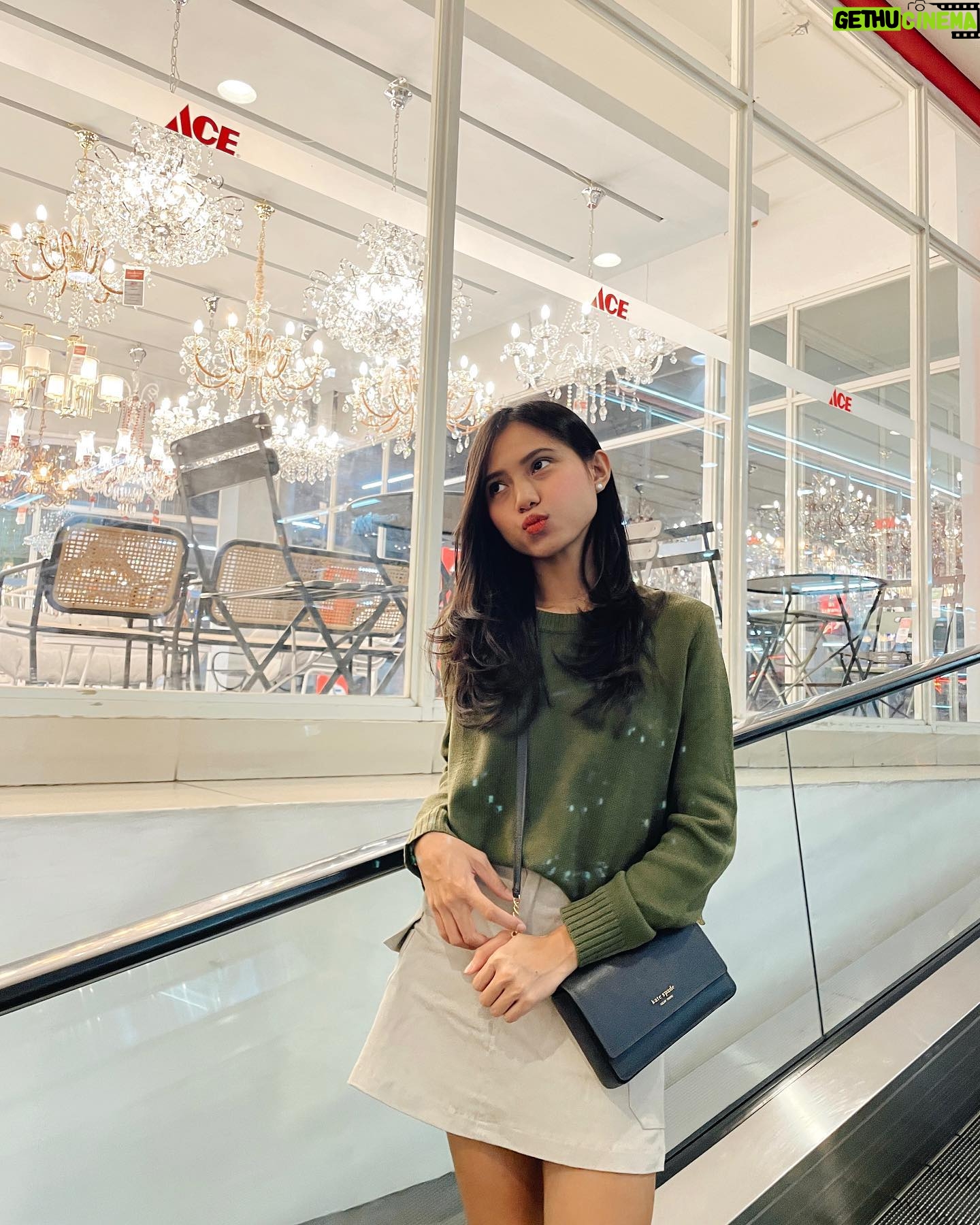 Jennifer Rachel Natasya | Gethu Cinema