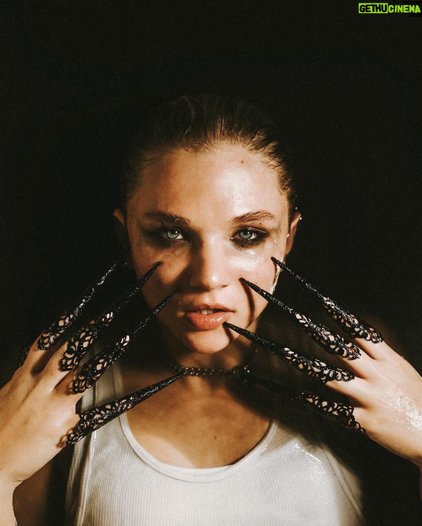 Julia Hart Wiki, Biography, Age, Gallery, Spouse and more