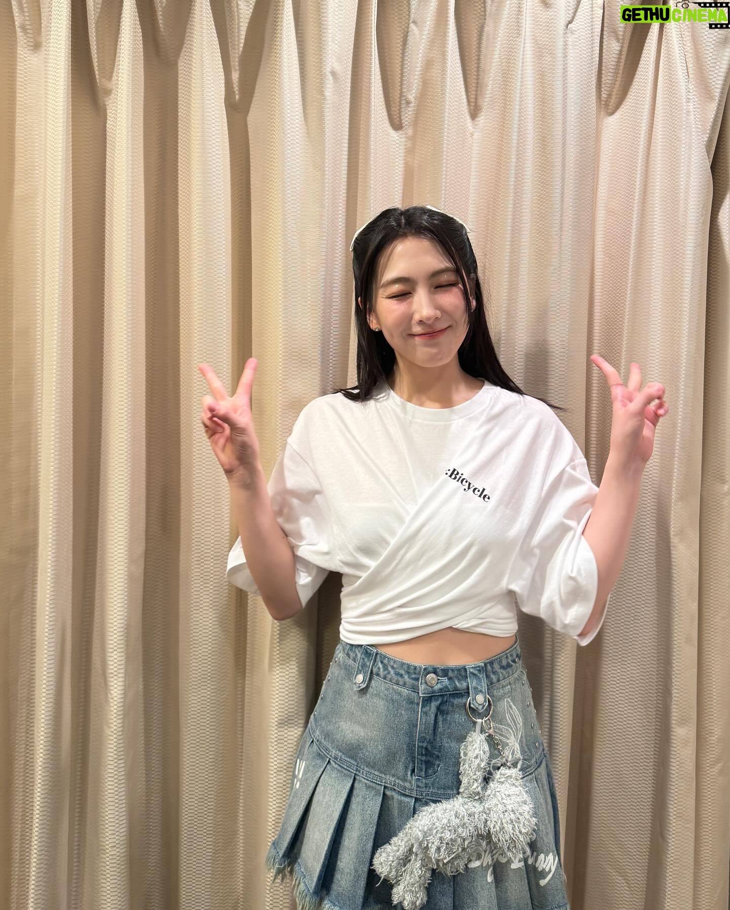 Actress Kang Ji-young HD Instagram Photos and Wallpapers April 2024 ...