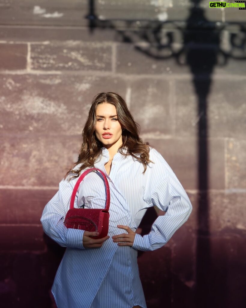 Actress Karolína Kokešová HD Instagram Photos and Wallpapers May 2024 ...