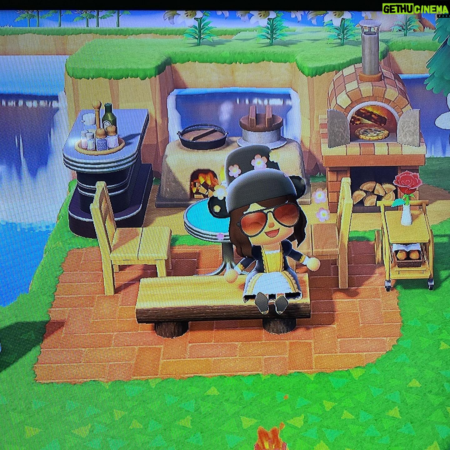 Katharine Isabelle | Gethu Cinema