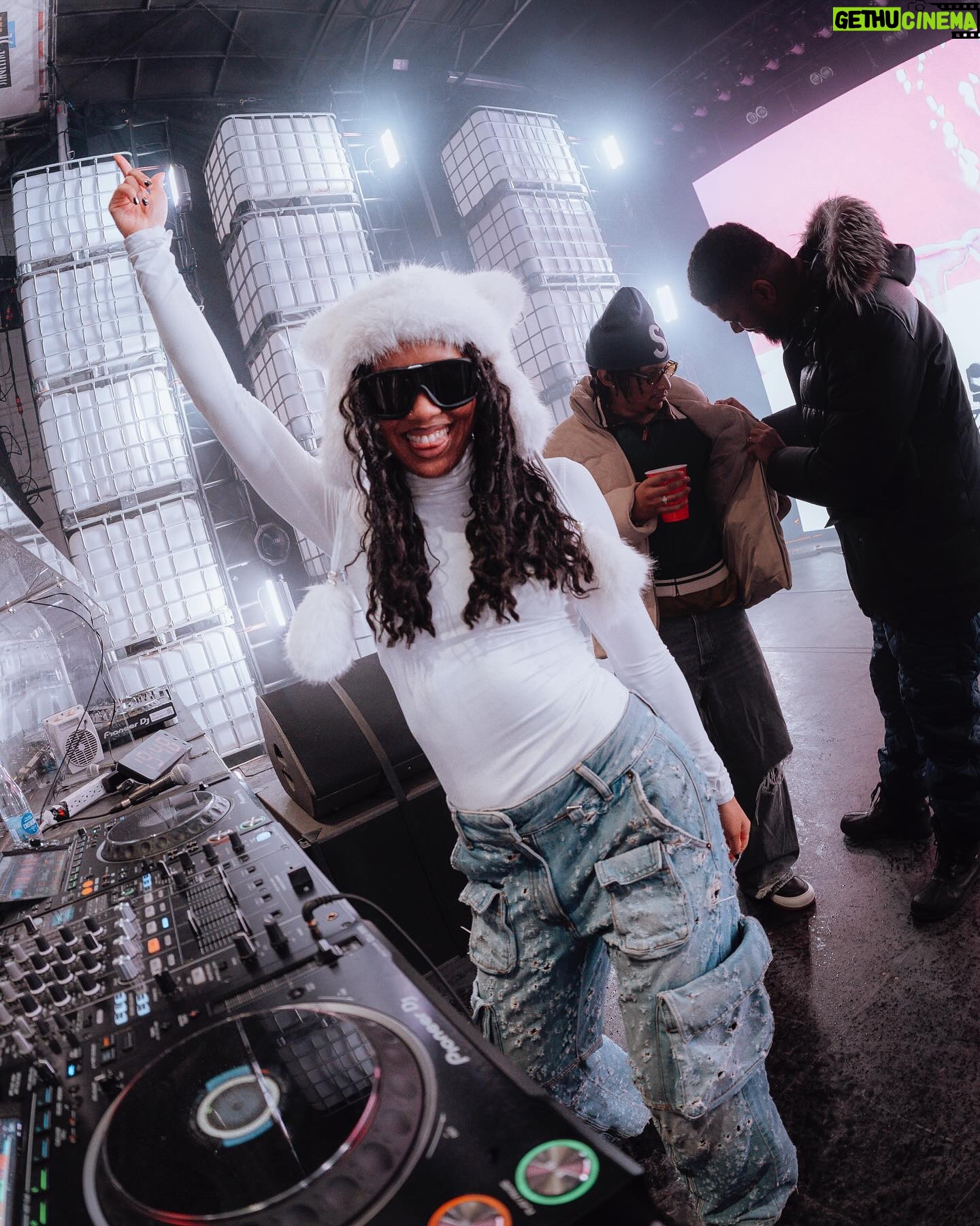 Kitty Cash | Gethu Cinema