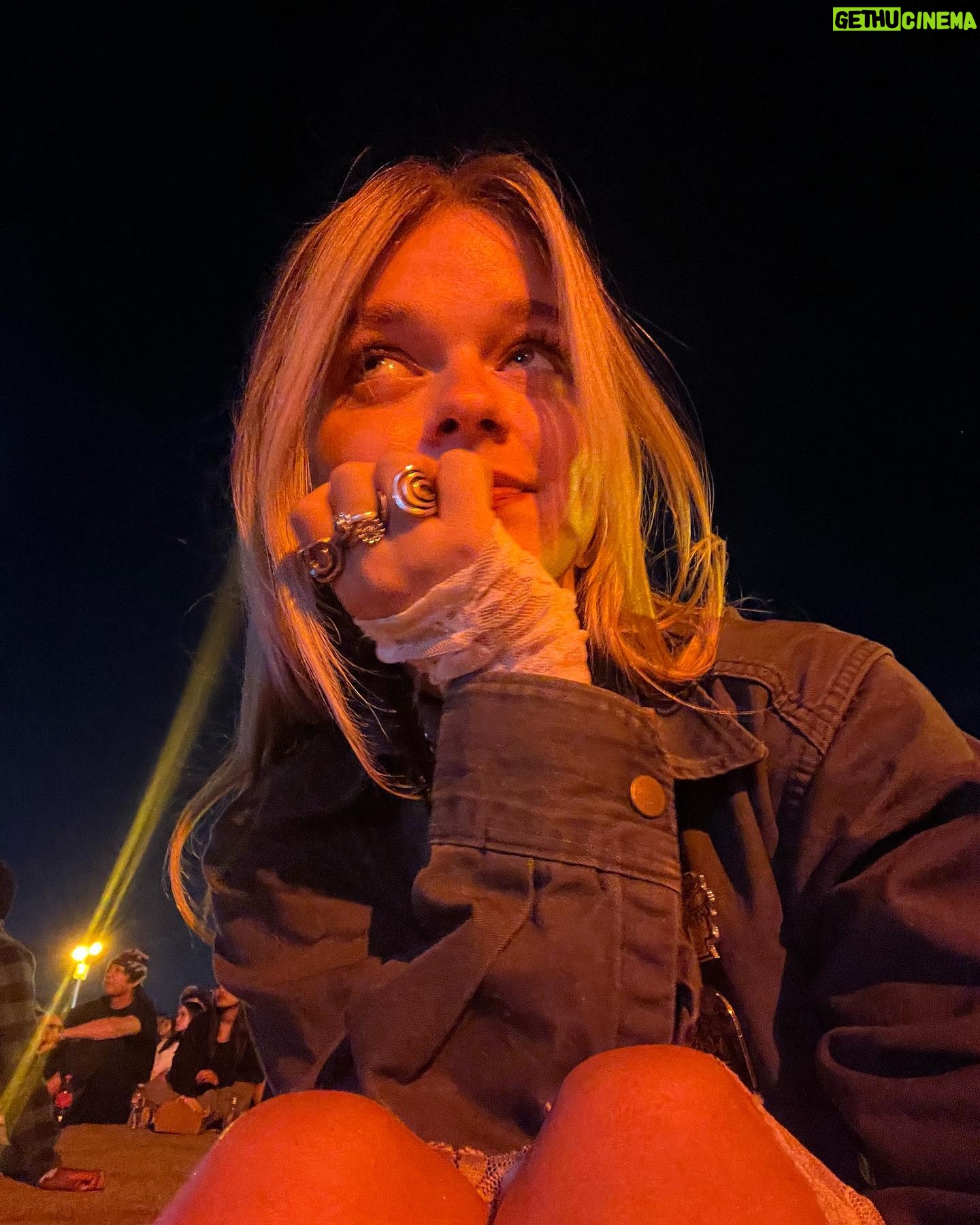 Actress Kylie Rogers HD Instagram Photos and Wallpapers April 2024 ...