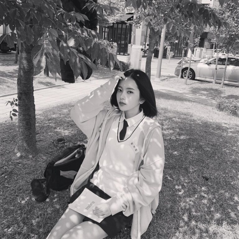 Lee Ruby's Instagram: Top 10 Most Loved Photos