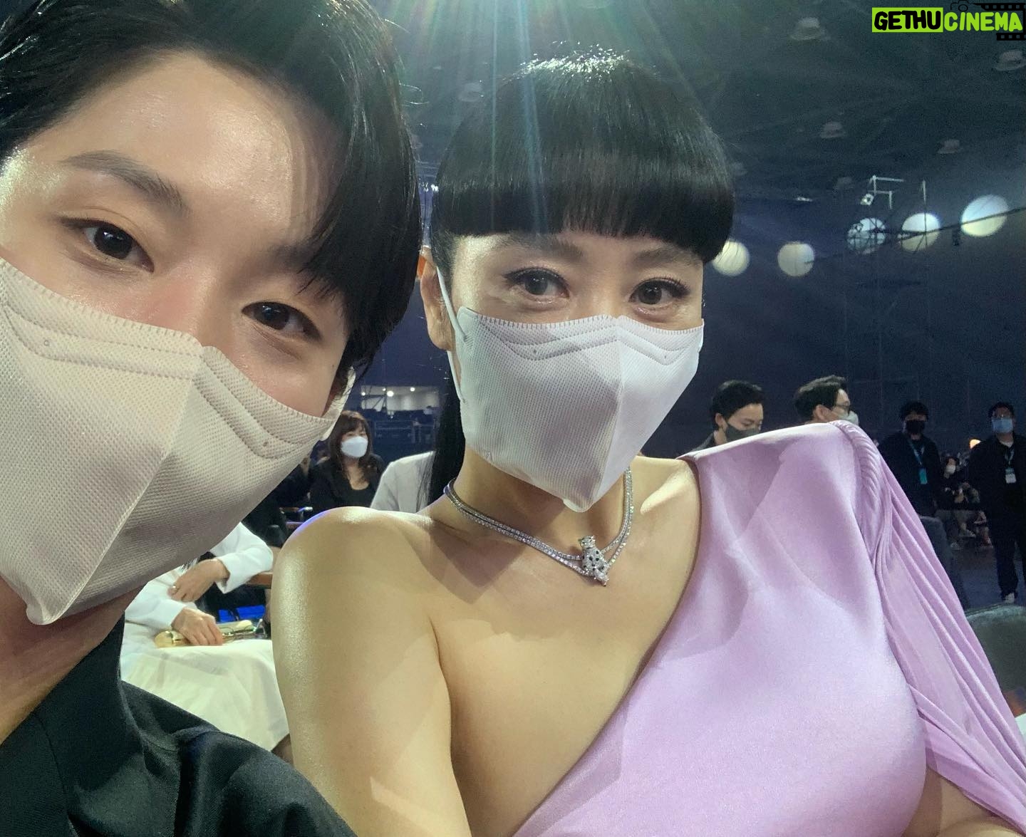 Lee Yeon Instagram – 22.05.06 소년심판X백상예술대상 정말 감사합니다 잊지않겠습니다. 아름다운 Beautiful🫶🏻🫰🏻💌 | Gethu Cinema