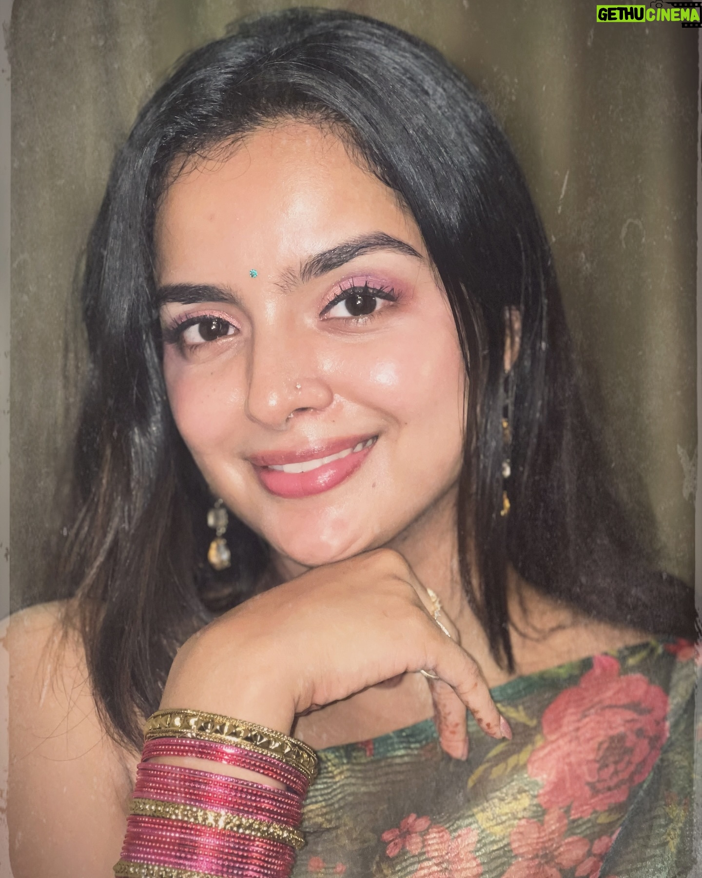 Actress MV Namritha HD Instagram Photos and Wallpapers June 2024 ...