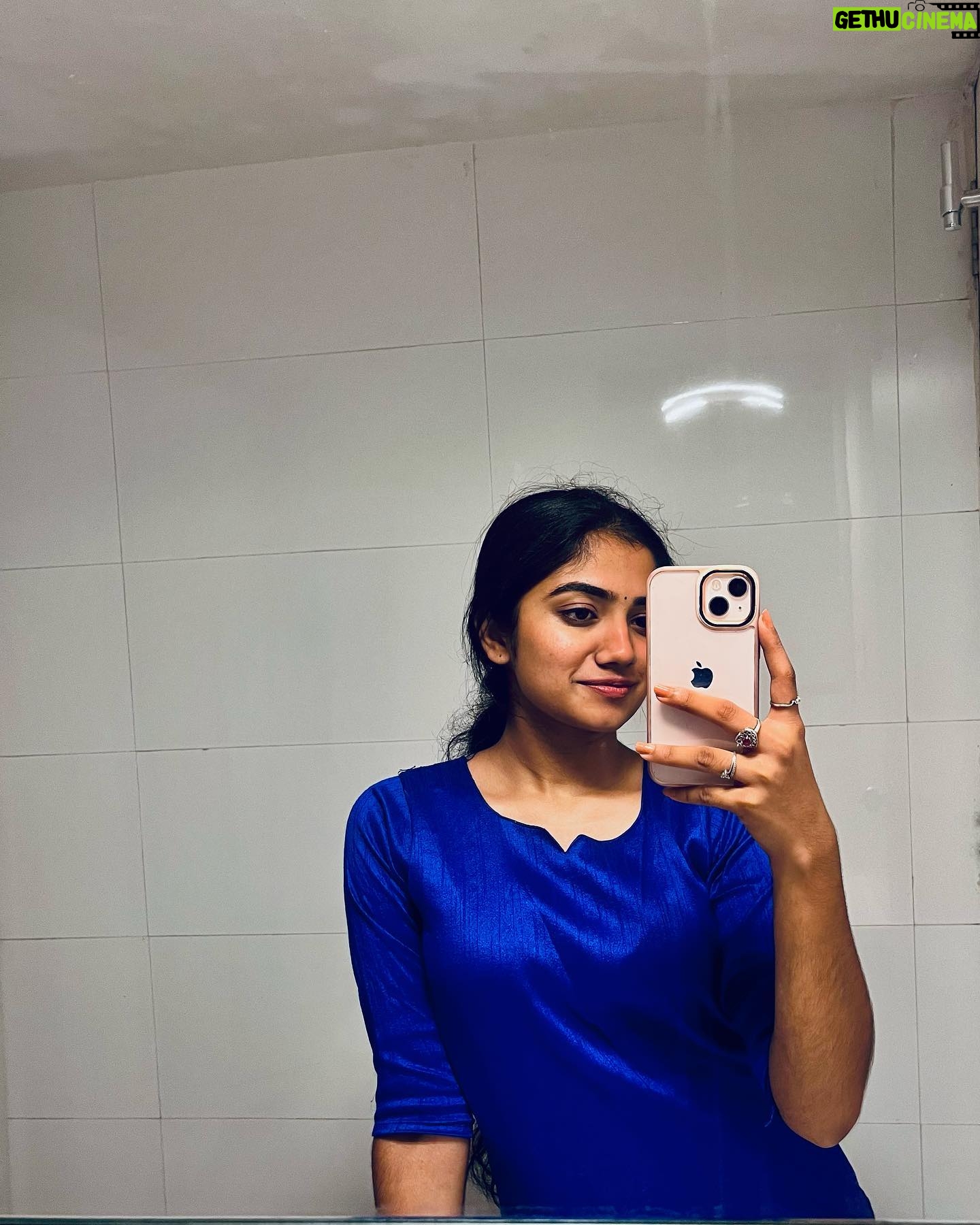 Actress Malavika Manoj HD Instagram Photos and Wallpapers July 2023 | Gethu Cinema