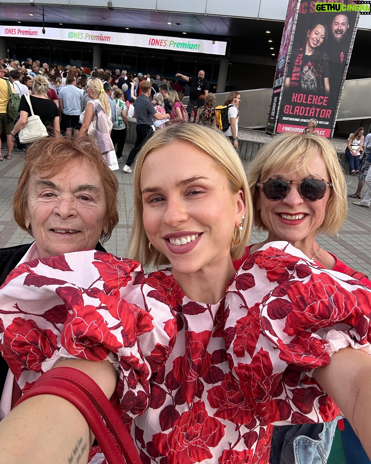 Mariana Prachařová Wiki, Biography, Age, Gallery, Spouse and more