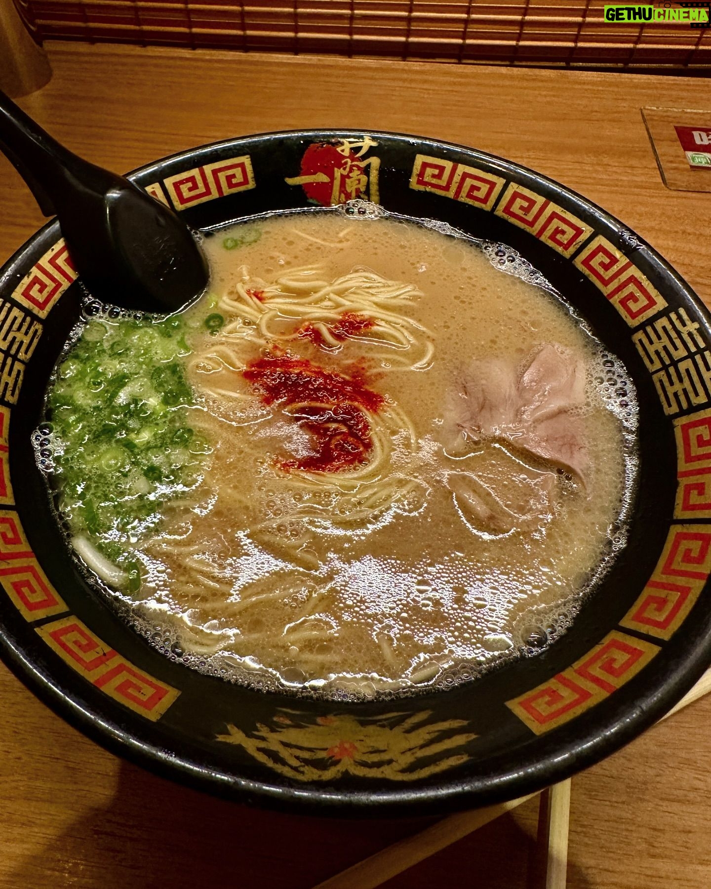 Max Reeves | Gethu Cinema