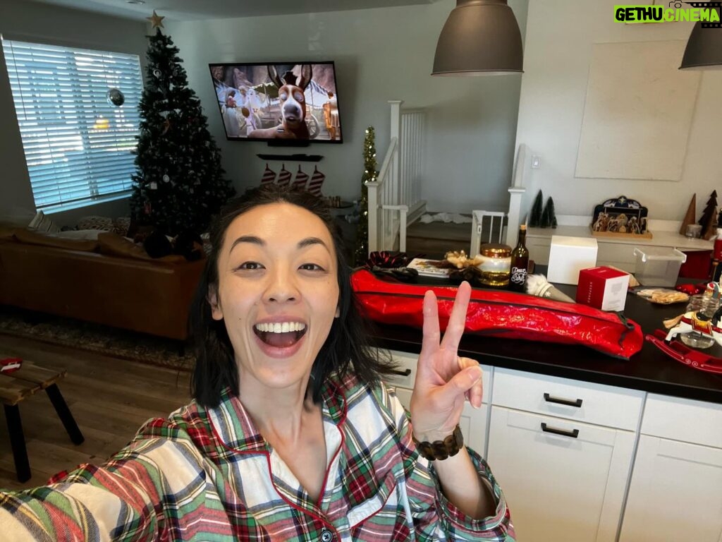 Actress Michelle Kim McCoy HD Instagram Photos and Wallpapers January ...