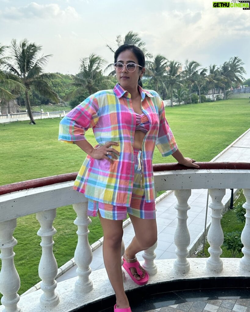 Actress Mona Kakade HD Instagram Photos and Wallpapers July 2024 ...