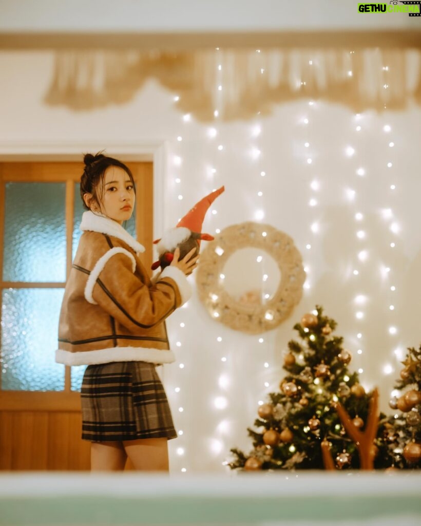 Actress Moon Lee HD Instagram Photos and Wallpapers January 2024 ...