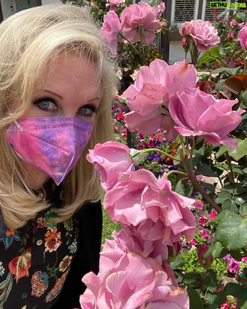 Actress Morgan Fairchild HD Instagram Photos and Wallpapers February ...