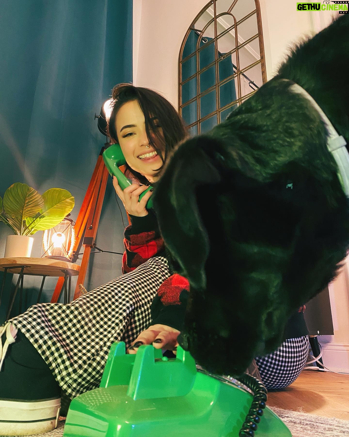 Actress Nastassja Strobel HD Instagram Photos and Wallpapers August ...