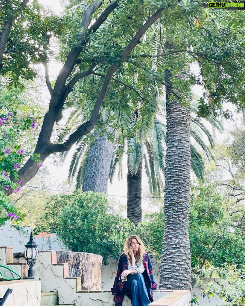 Actress Natalie Zea HD Instagram Photos and Wallpapers April 2024 ...