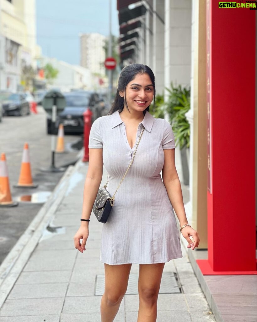 Actress Neethu mohan HD Instagram Photos and Wallpapers February 2024 ...