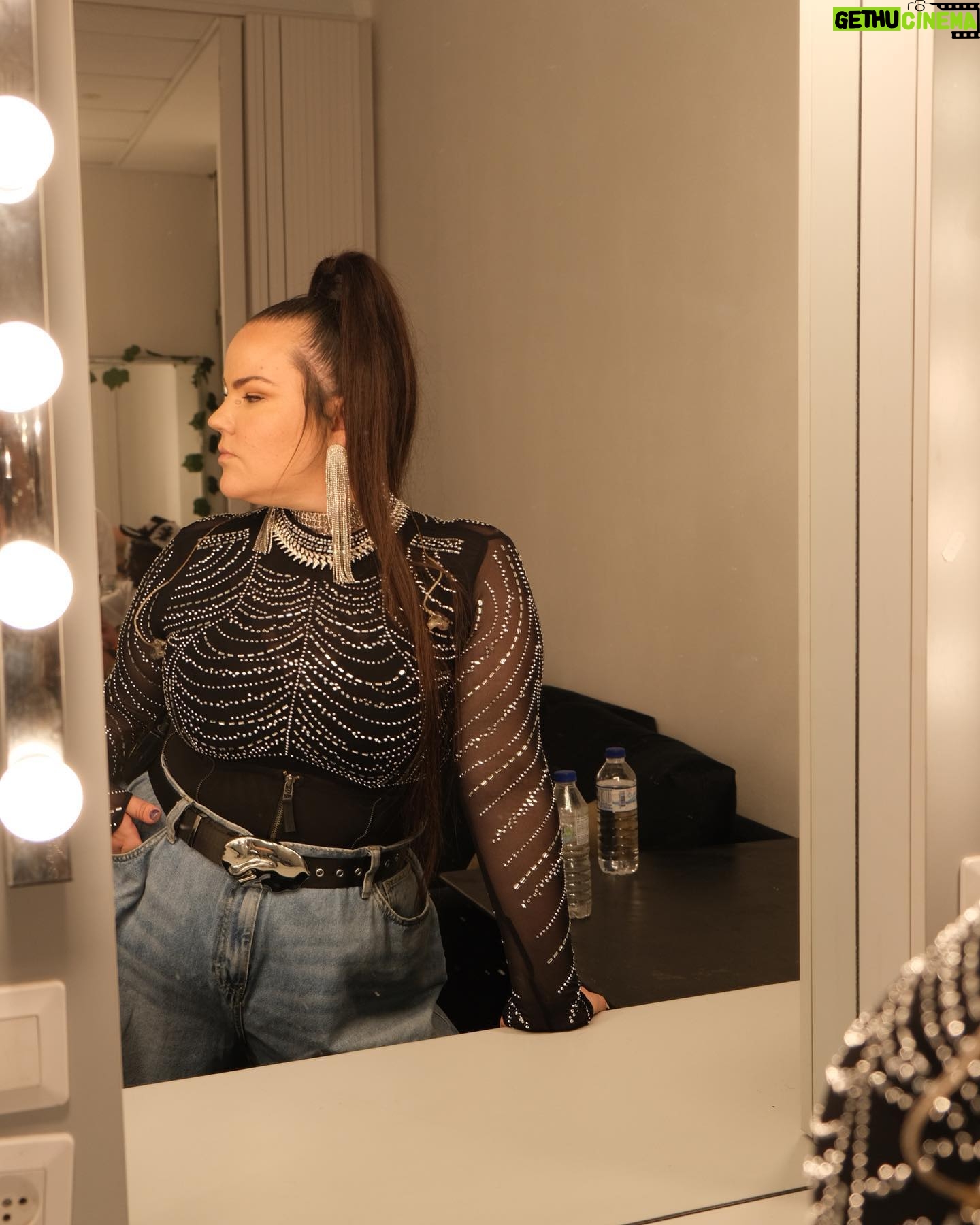 Netta Instagram – That moment in front of the mirror when I fall in love with myself before I go ...