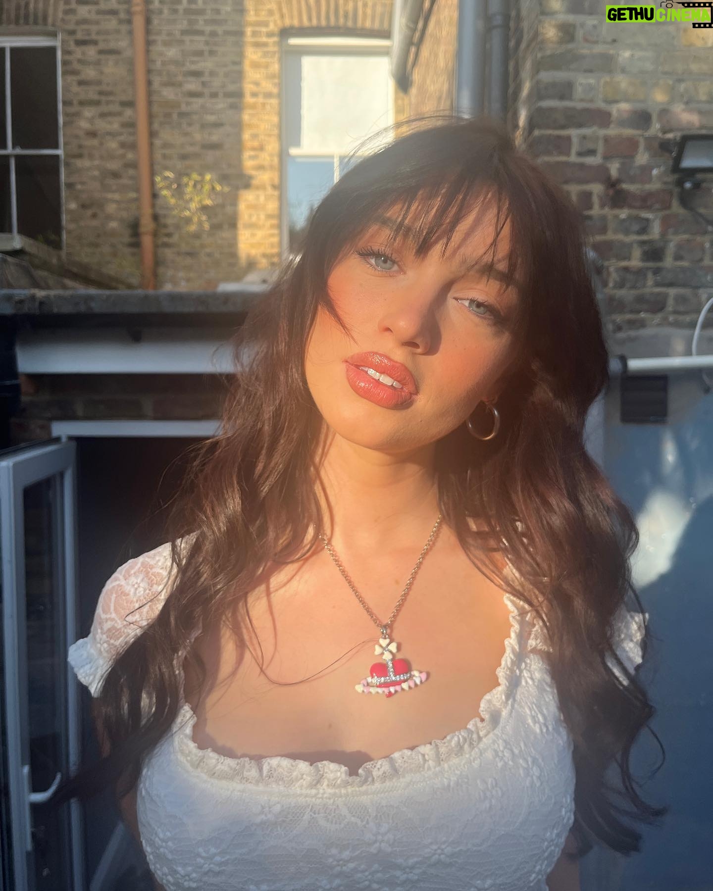 Actress Niamh McCormack HD Instagram Photos And Wallpapers May 2023 Actress Niamh McCormack HD Instagram Photos And Wallpapers May 2023