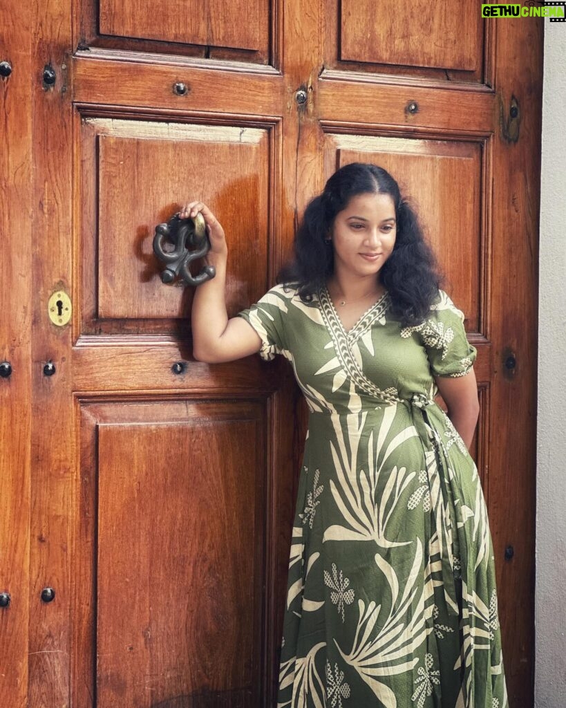 Actress Nivedita Rajappan HD Instagram Photos and Wallpapers June 2024 | Gethu Cinema