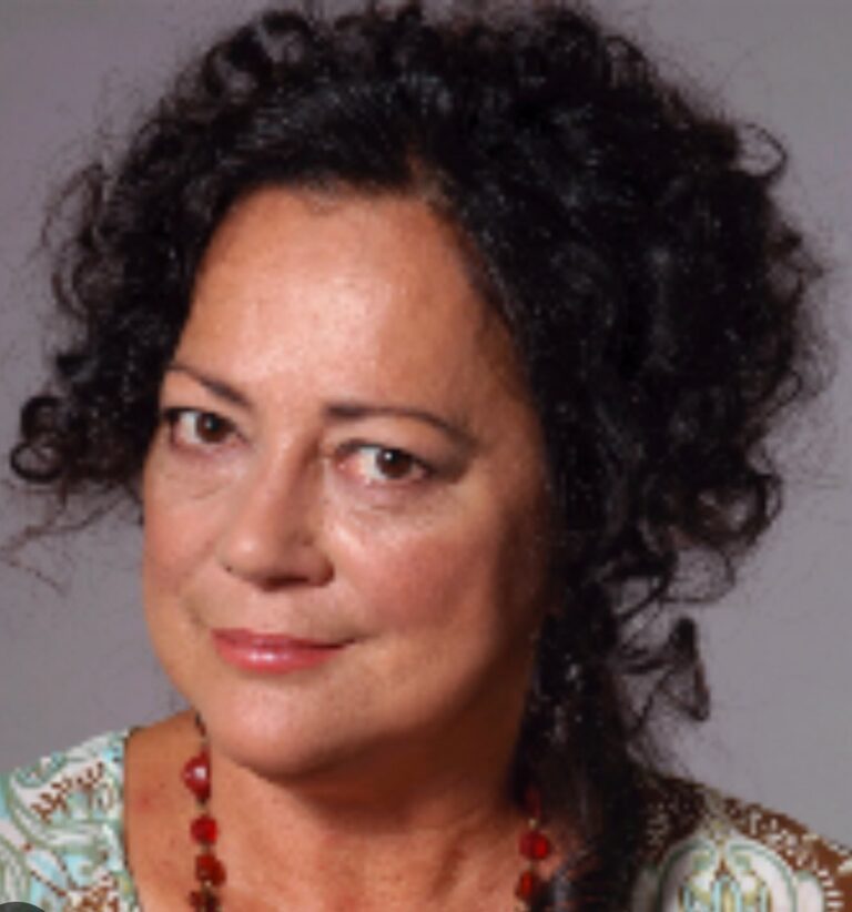 10 Best-Liked Instagram Photos of Noémia Costa