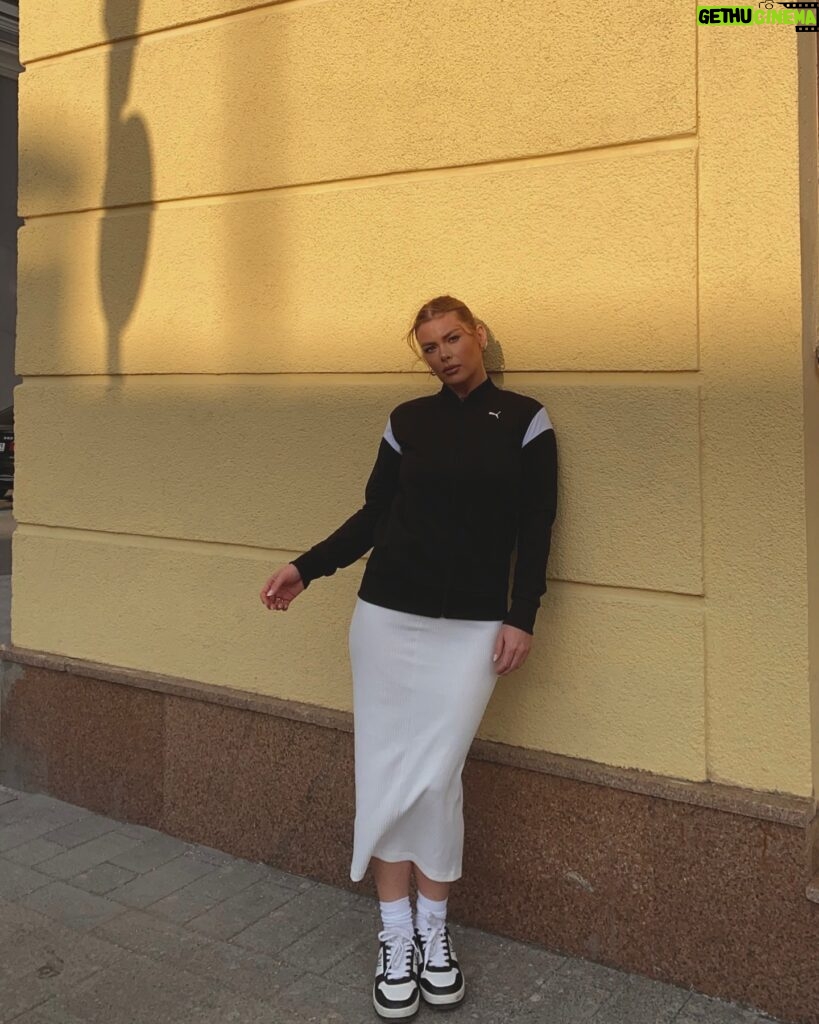 Actress Oksana Adamovich HD Instagram Photos and Wallpapers May 2024 ...