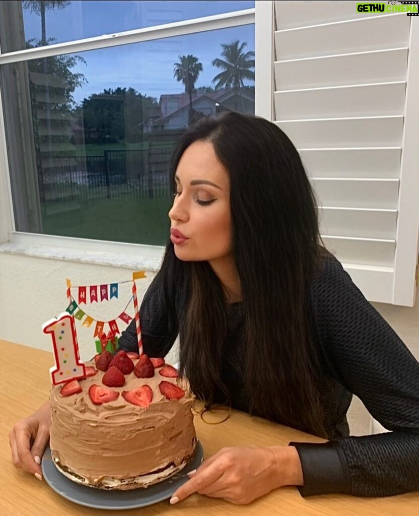 Actress Olga Bespalenko HD Photos and Wallpapers October 2025 | Gethu ...