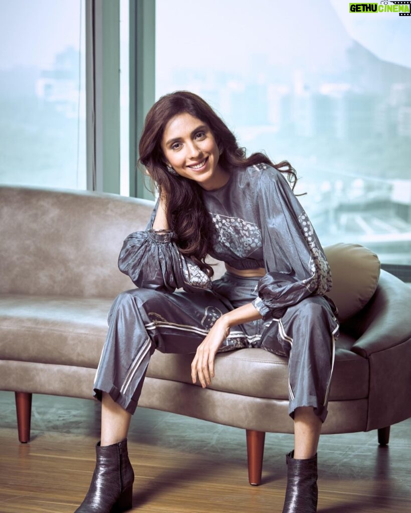 Actress Pooja Bhamrrah HD Instagram Photos and Wallpapers January 2023 ...