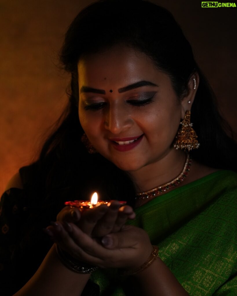 Actress Pooja Murthy HD Instagram Photos and Wallpapers May 2024 ...