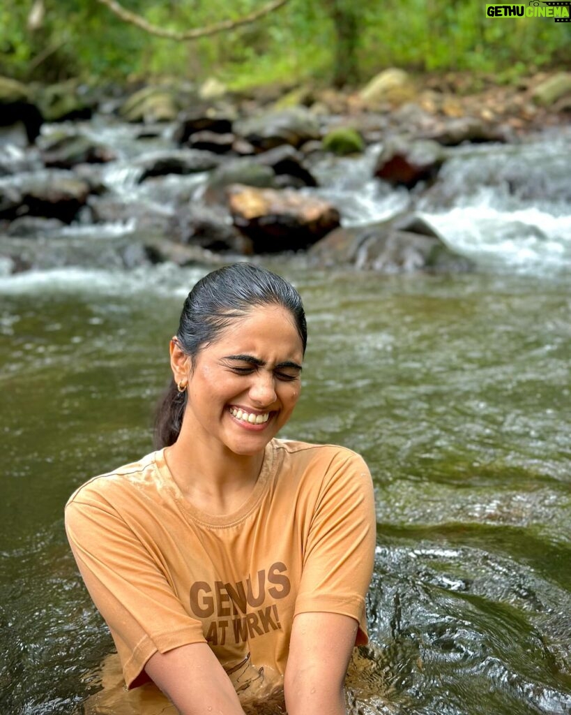 Actress Preetha HD Instagram Photos and Wallpapers February 2024 ...