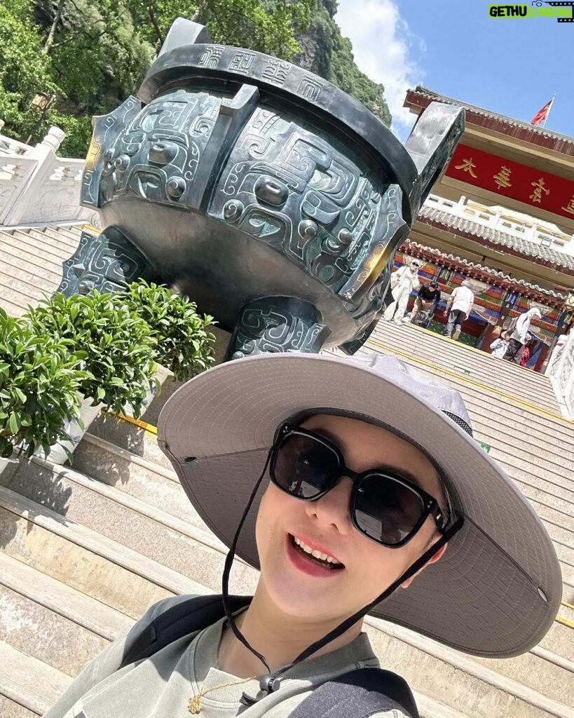 Actress Quan Yi Fong HD Instagram Photos and Wallpapers June 2024 ...