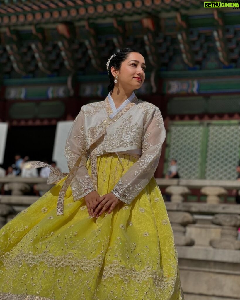 Actress Rashmi Rajput HD Instagram Photos and Wallpapers June 2024 ...