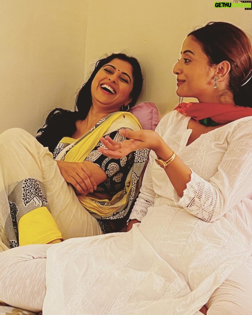 Actress Reena Kapoor HD Instagram Photos and Wallpapers August 2023 | Gethu Cinema