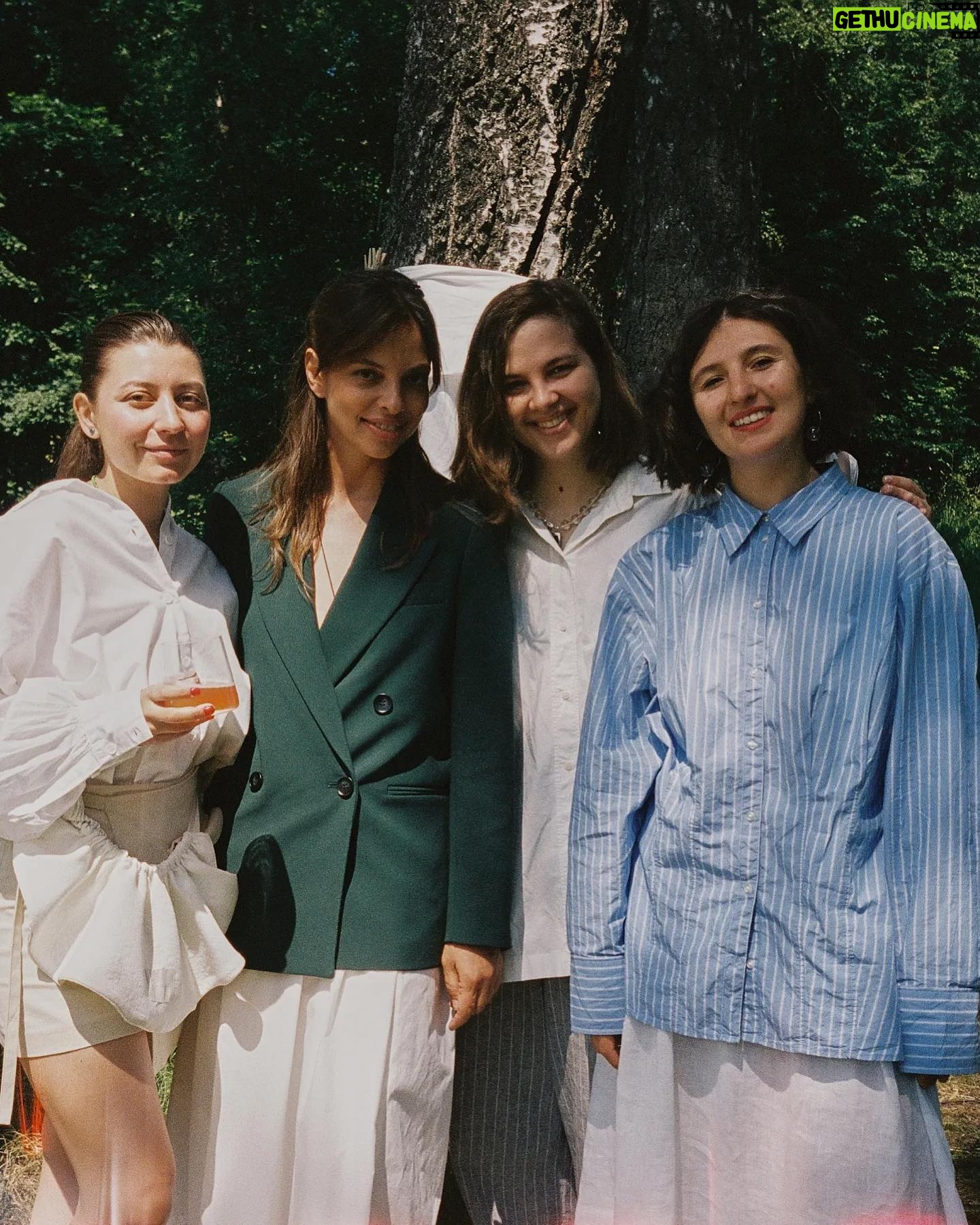 Actress Regina Burd HD Instagram Photos and Wallpapers August 2023 ...