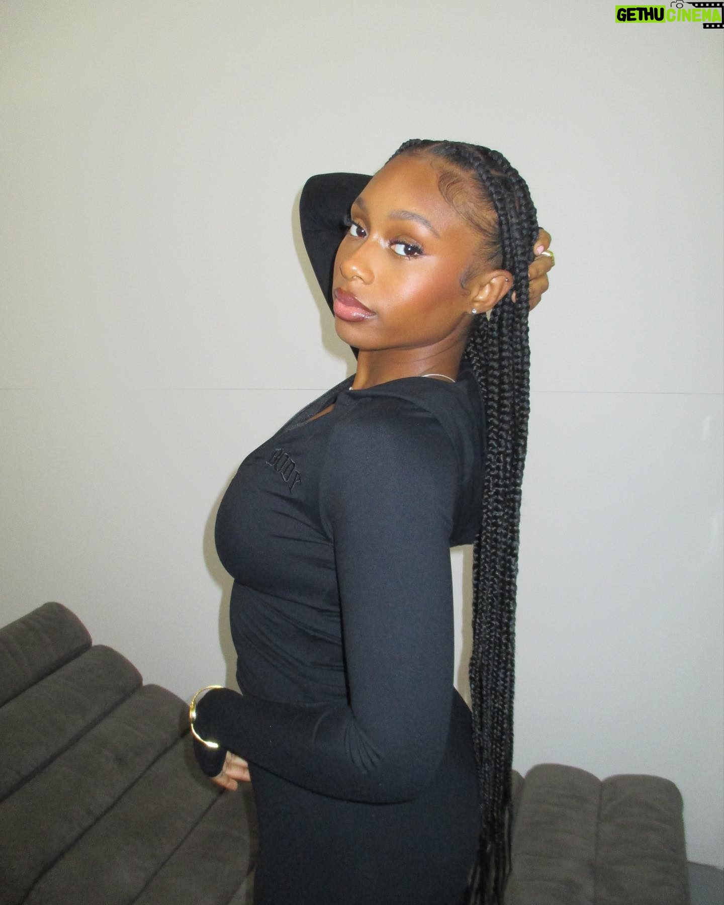 Renée Downer Wiki, Biography, Age, Gallery, Spouse and more