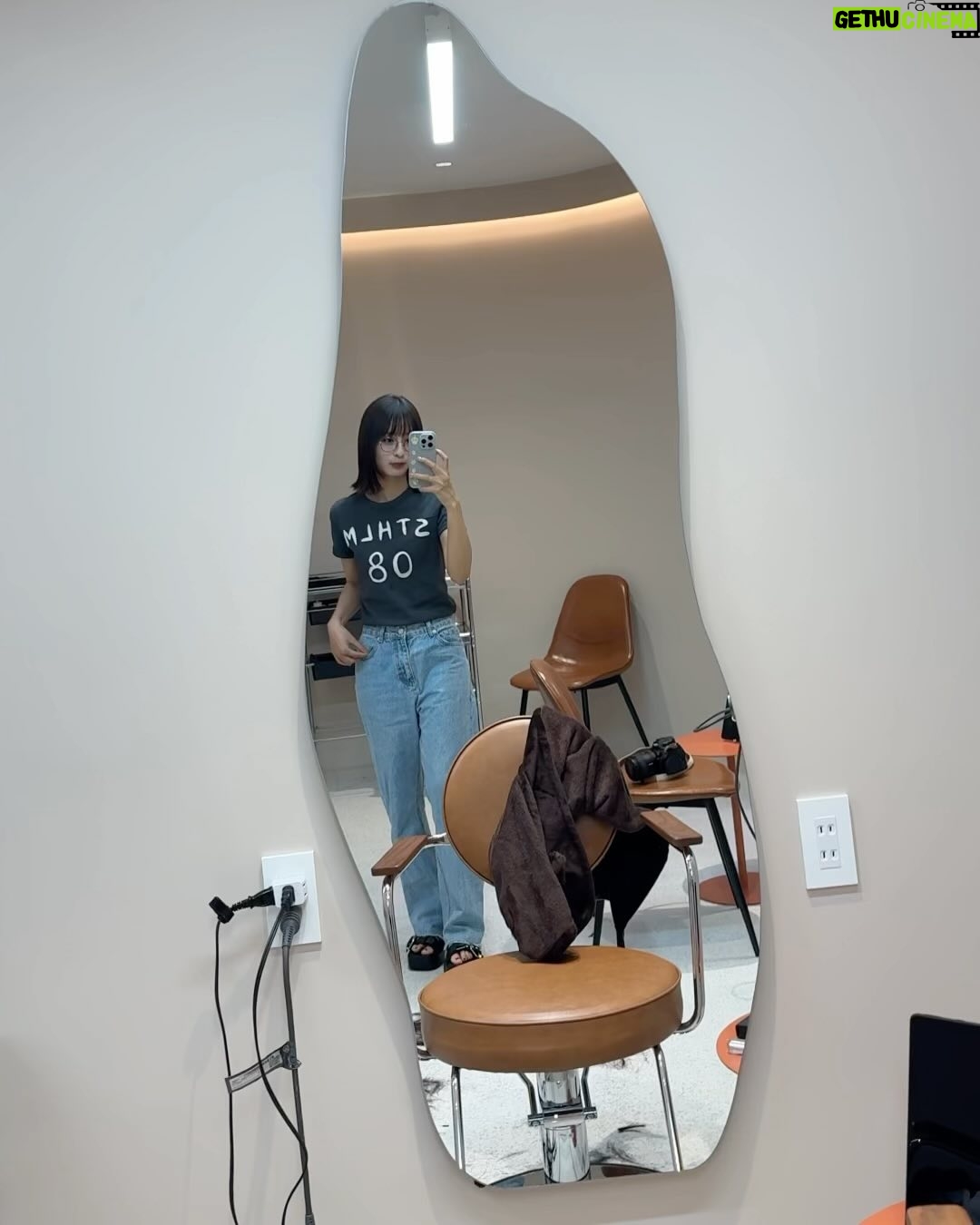 Ron Monroe Instagram – ショートカットの写真です W 自撮りが多すぎてごめんなさい₍˄·͈༝·͈˄*₎ ̑̑ 💇🏻‍♀️ ...