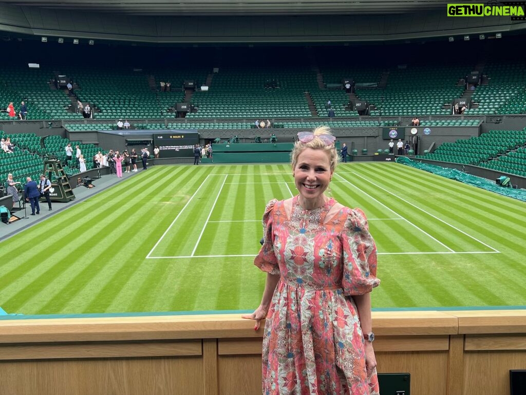 Actress Sally Phillips HD Instagram Photos and Wallpapers June 2024 ...
