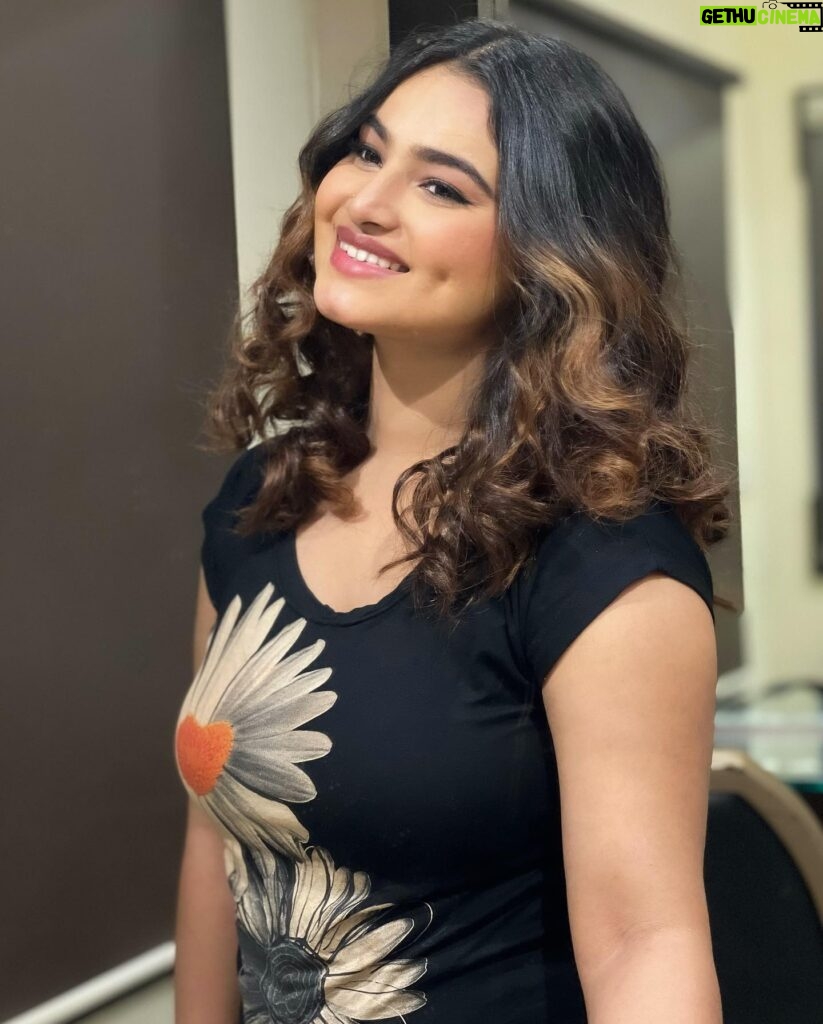 Actress Sandra Babu HD Instagram Photos and Wallpapers August 2024 ...